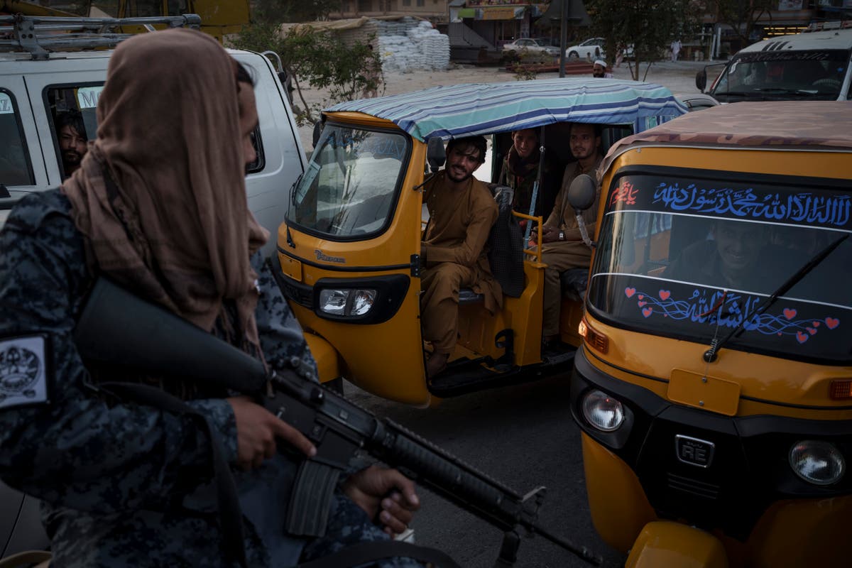 Ataques del EI contra Talibán indican posible conflicto | Independent ...