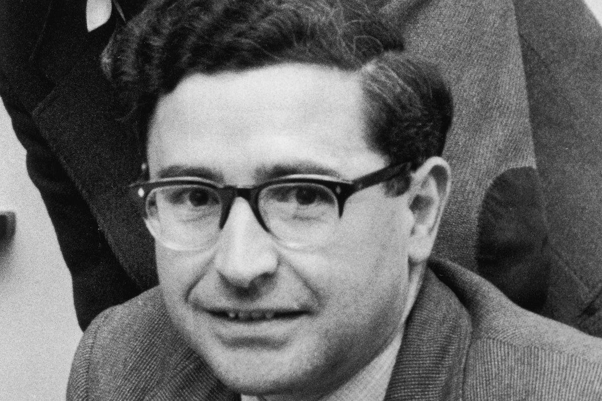 Antony Hewish: British astronomer and Nobel prize winner | The Independent