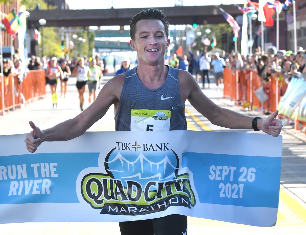 ‘I saw it happening but I wasn’t going to shout’: Runner wins marathon ...