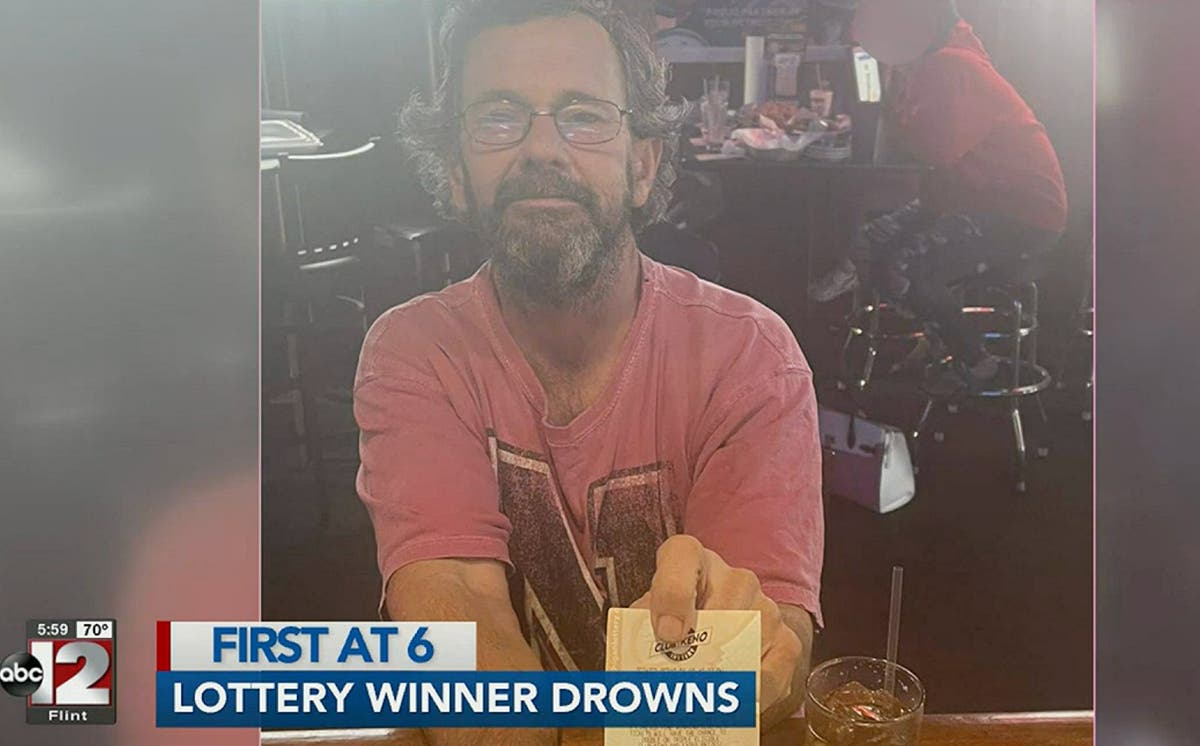 Man found dead with winning lottery ticket | The Independent