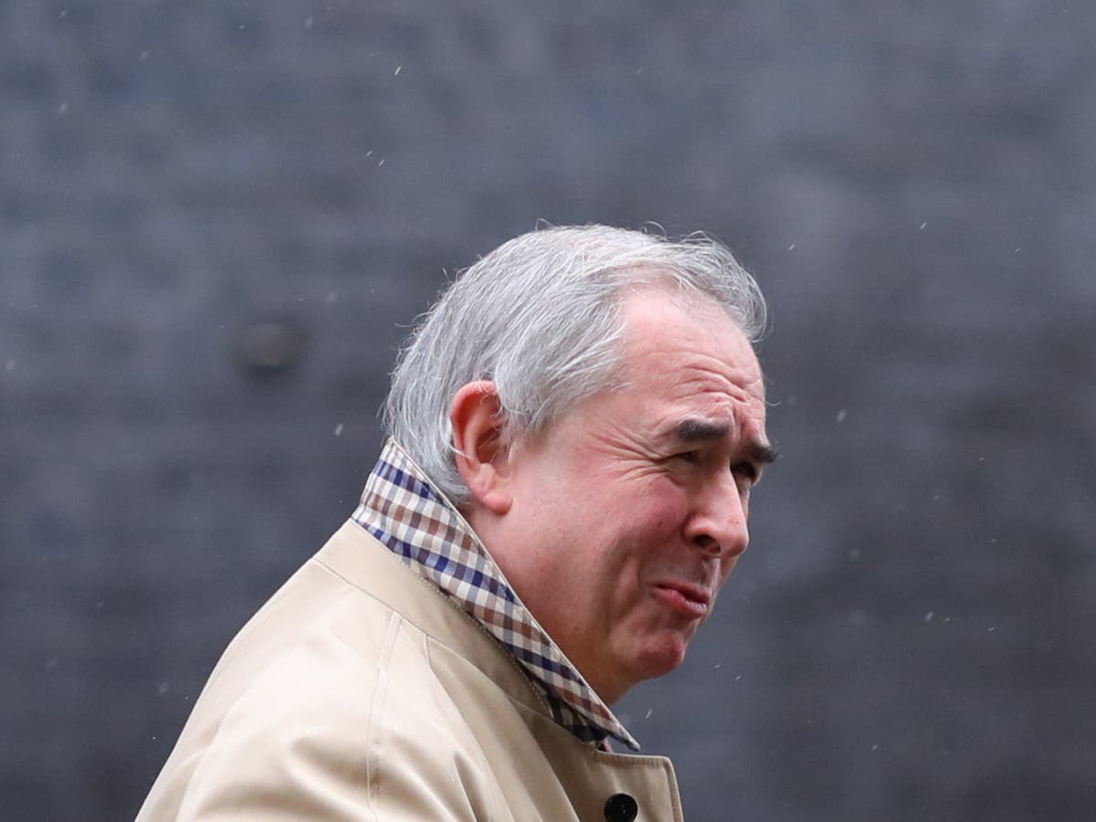 Inside Politics: Ex-attorney general Geoffrey Cox accused of working ...