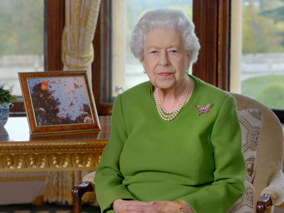 Queen says pandemic has been a period of ‘anxiety and grief’ | The ...