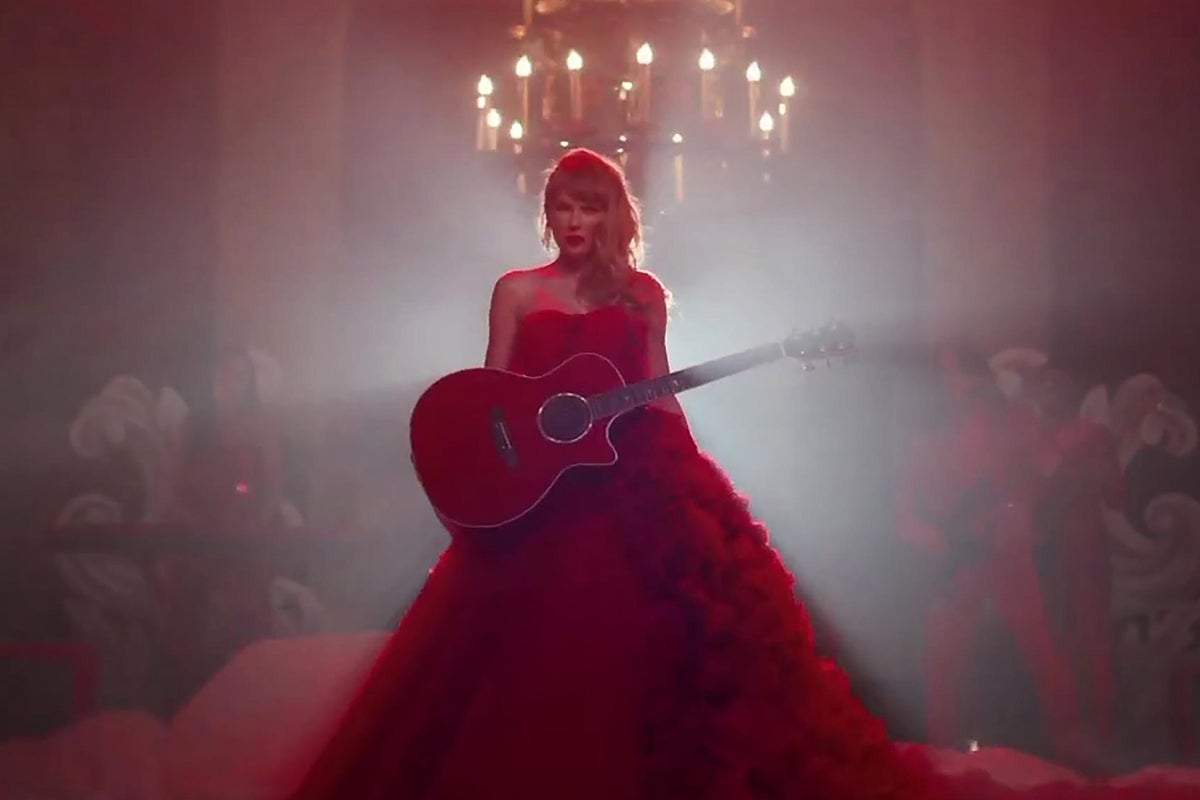 I Bet You Think About Me: All the best fashion moments in Taylor Swift ...