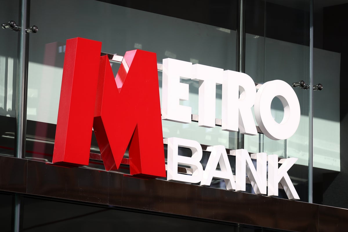 Metro Bank suitor Carlyle ends takeover talks | The Independent