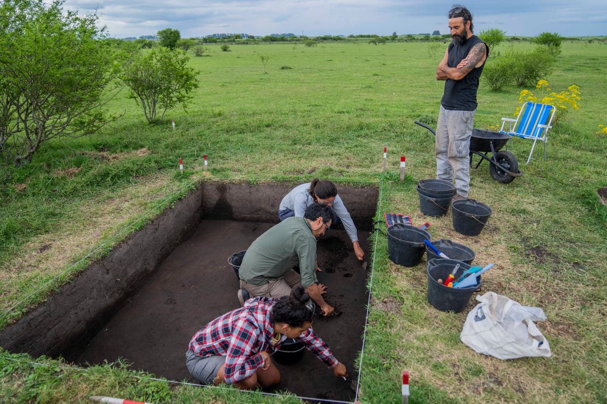 Uruguay desentierra pasado y presente de aldeas indígenas | Independent ...