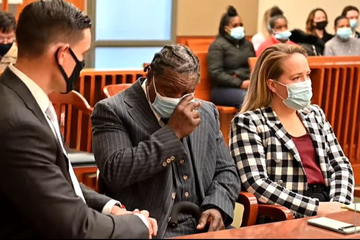 Anthony Broadwater bursts into tears as Alice Sebold apologises for ...