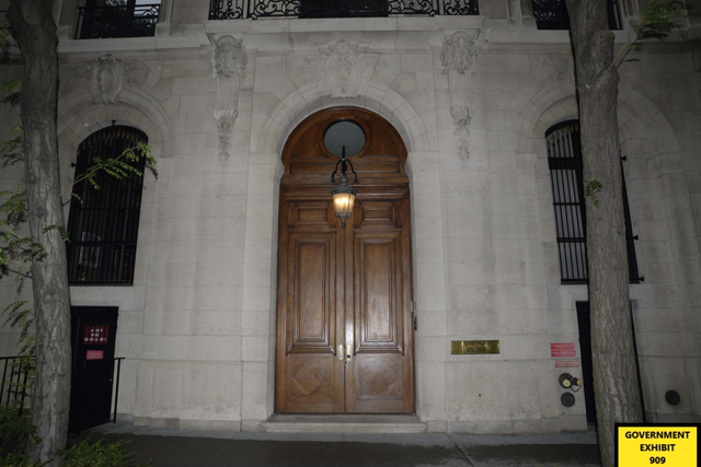 Photos from 2019 FBI raid on Epstein’s Upper East Side mansion released ...