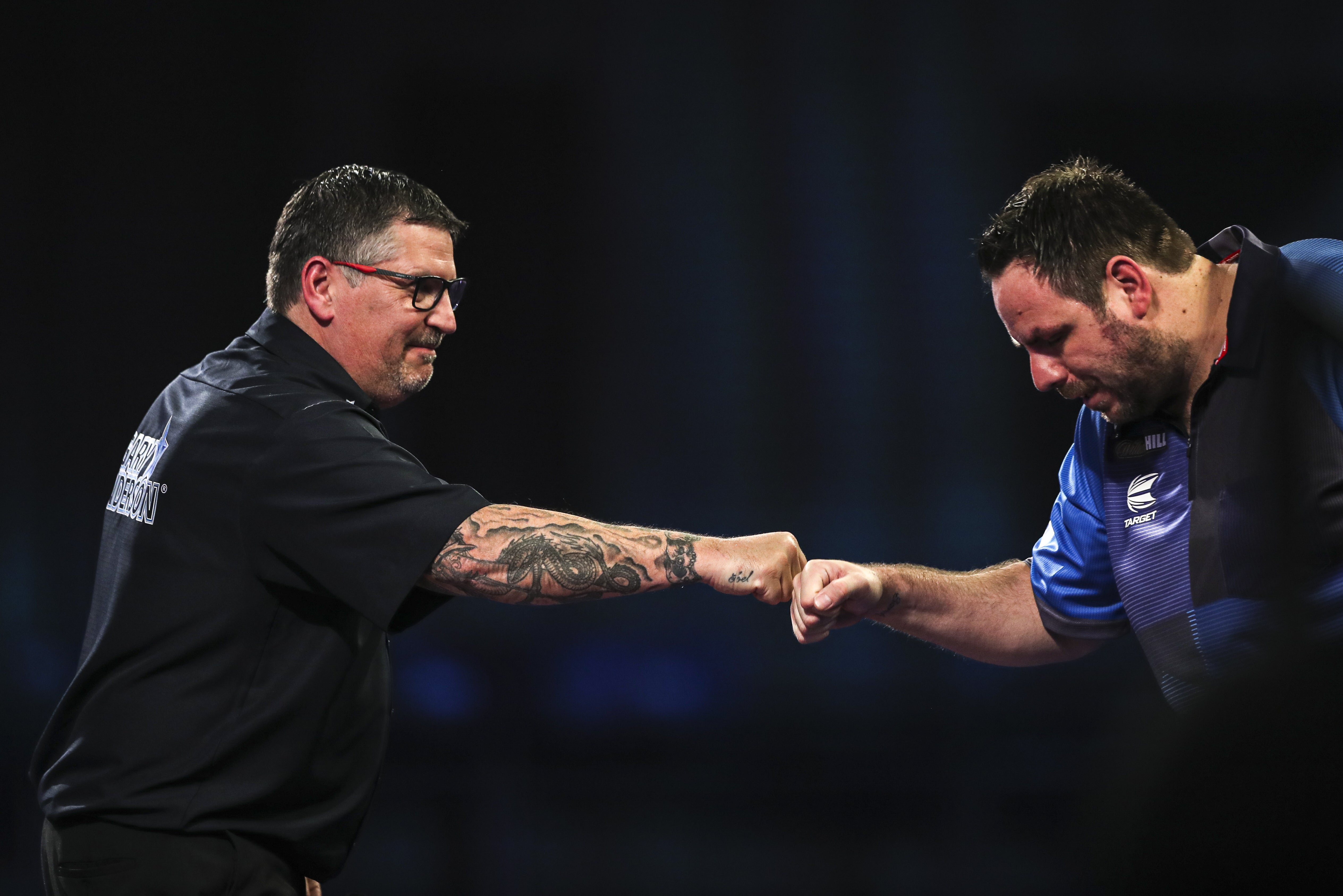 Gary Anderson beats Adrian Lewis in battle of two-time world champions ...