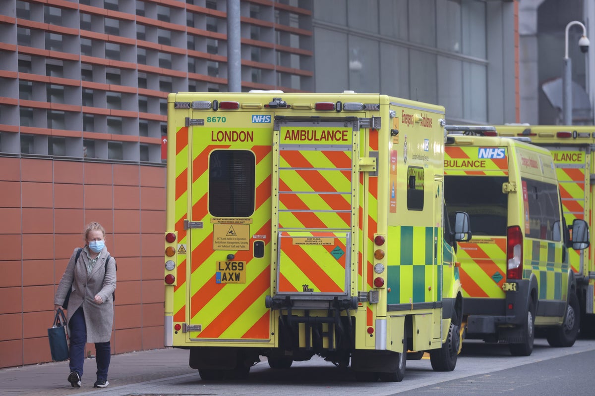 UK’s confirmed Omicron death toll rises to 12 | The Independent