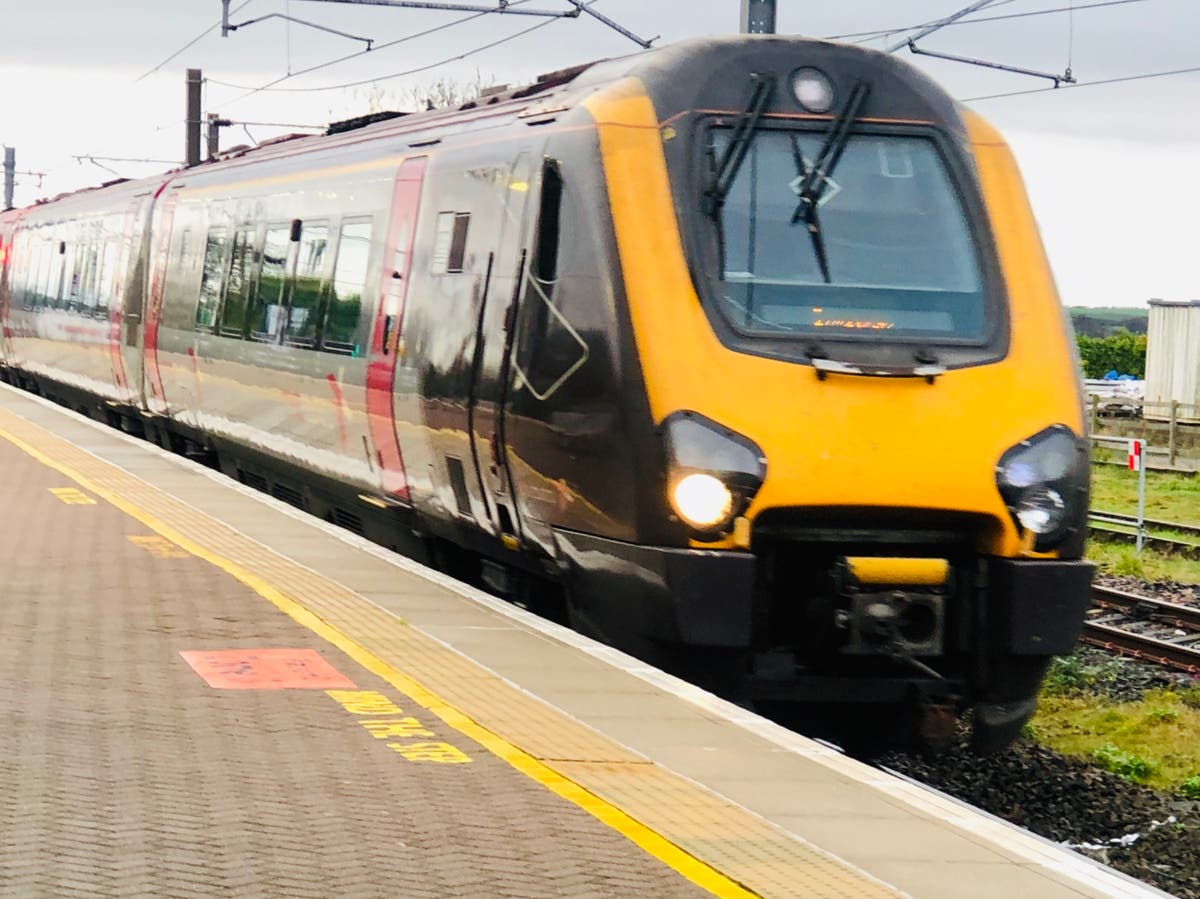 Fire on train closes key West of England rail line | The Independent