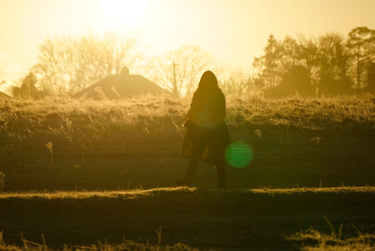 UK weather forecast: Yellow warning of thick fog in place for Friday ...