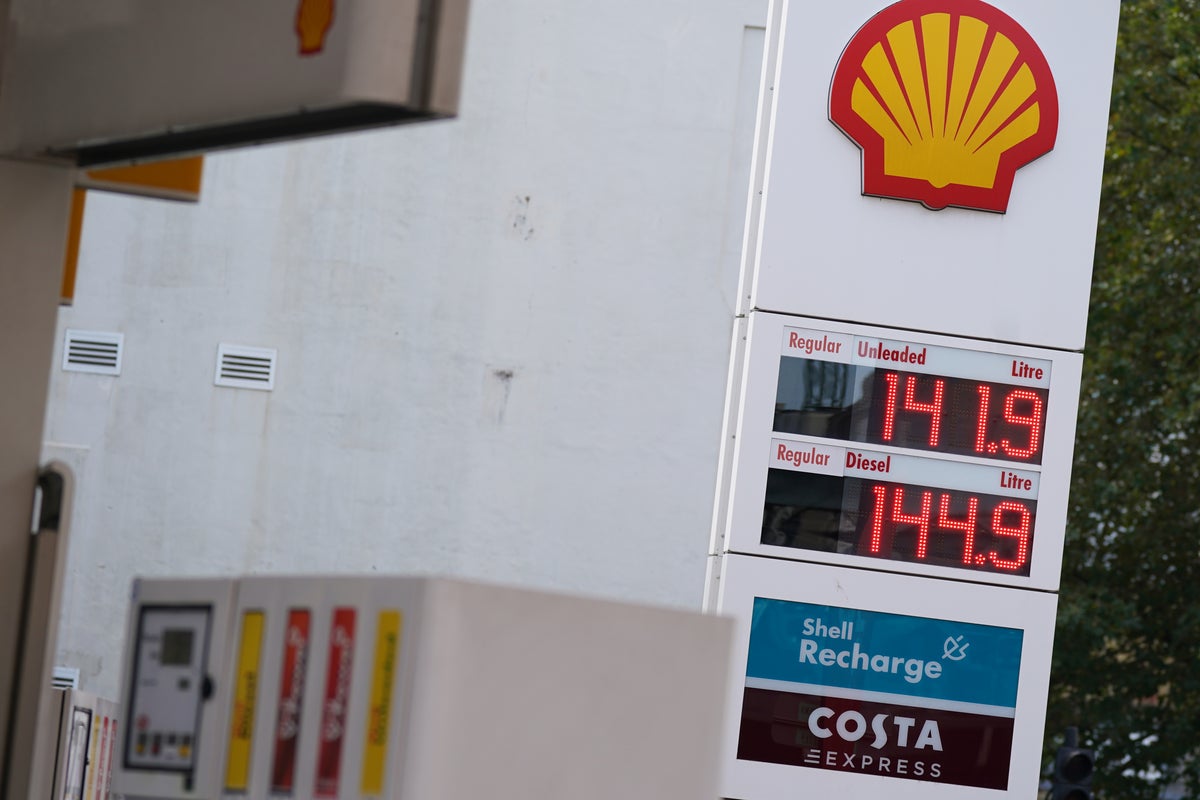 Shell to hand £6bn to shareholders as oil and gas prices soar | The ...