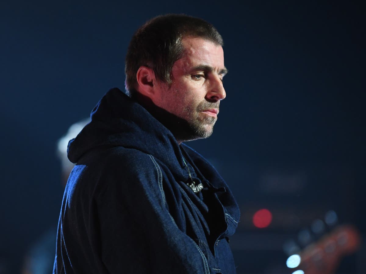 Liam Gallagher dedicates NME award to NHS workers ‘and all the people ...