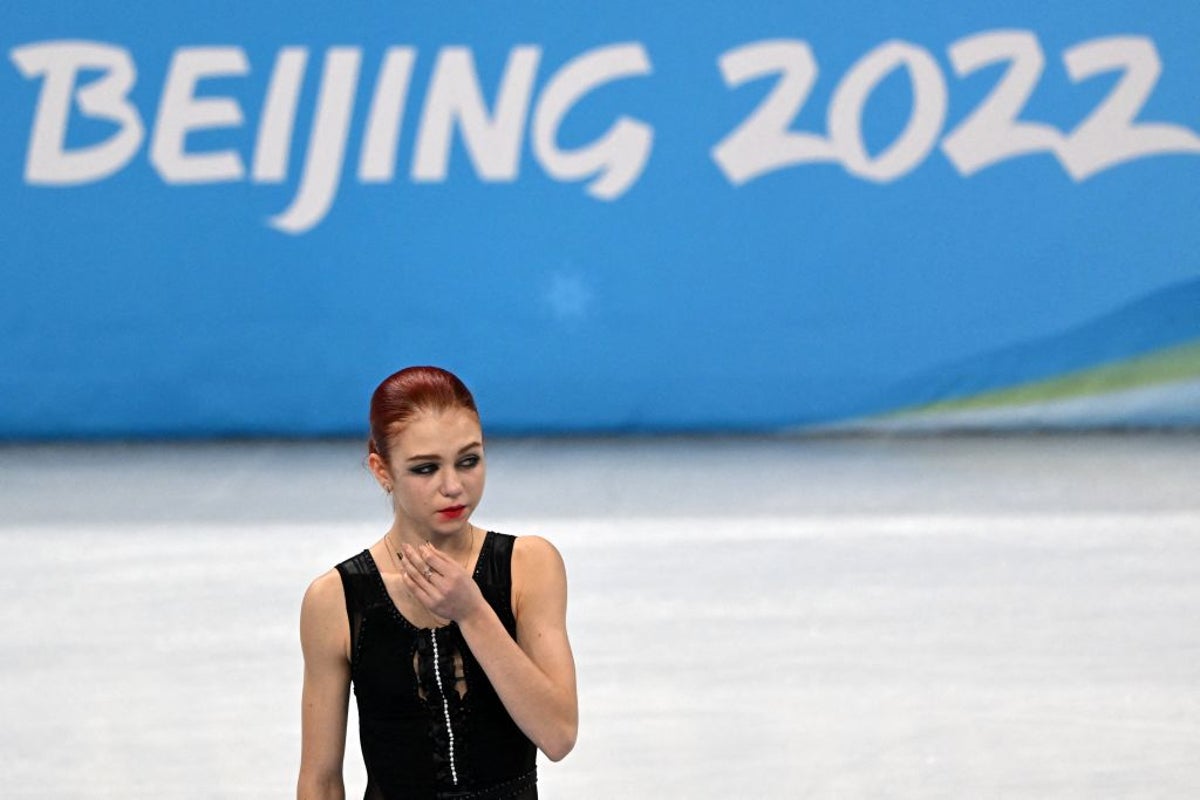 Silver medallist vows to ‘never skate again’ after missing out on gold ...