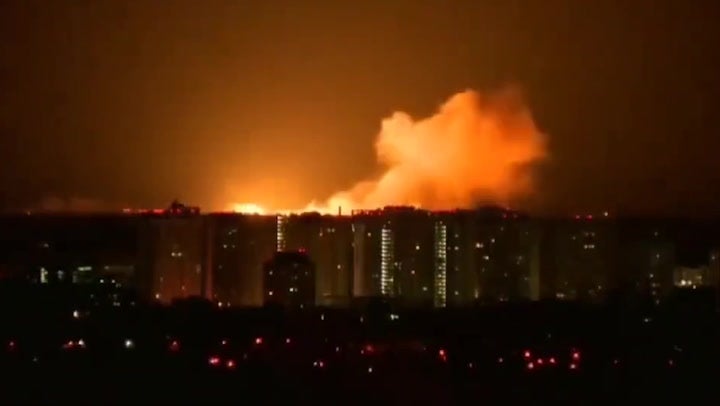 Huge explosion rocks Kyiv following Ukraine-Russia peace negotiations ...