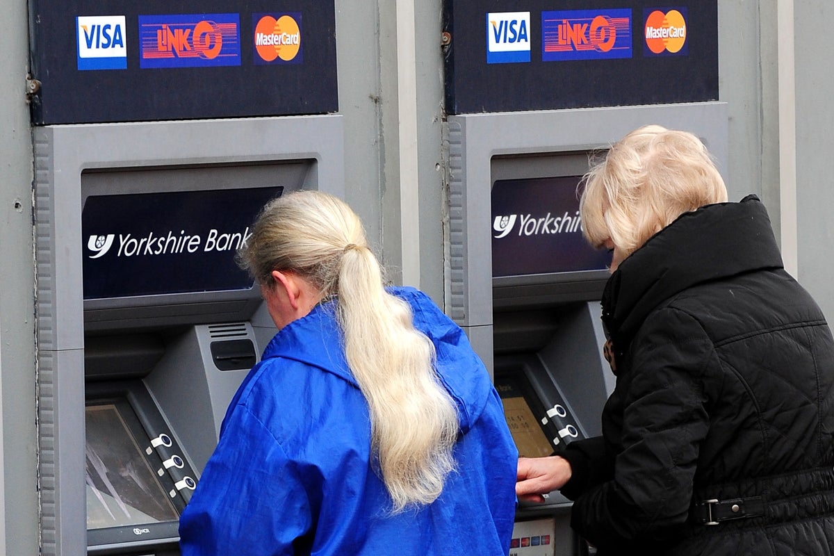Half of people ‘still using less cash than they were before pandemic ...