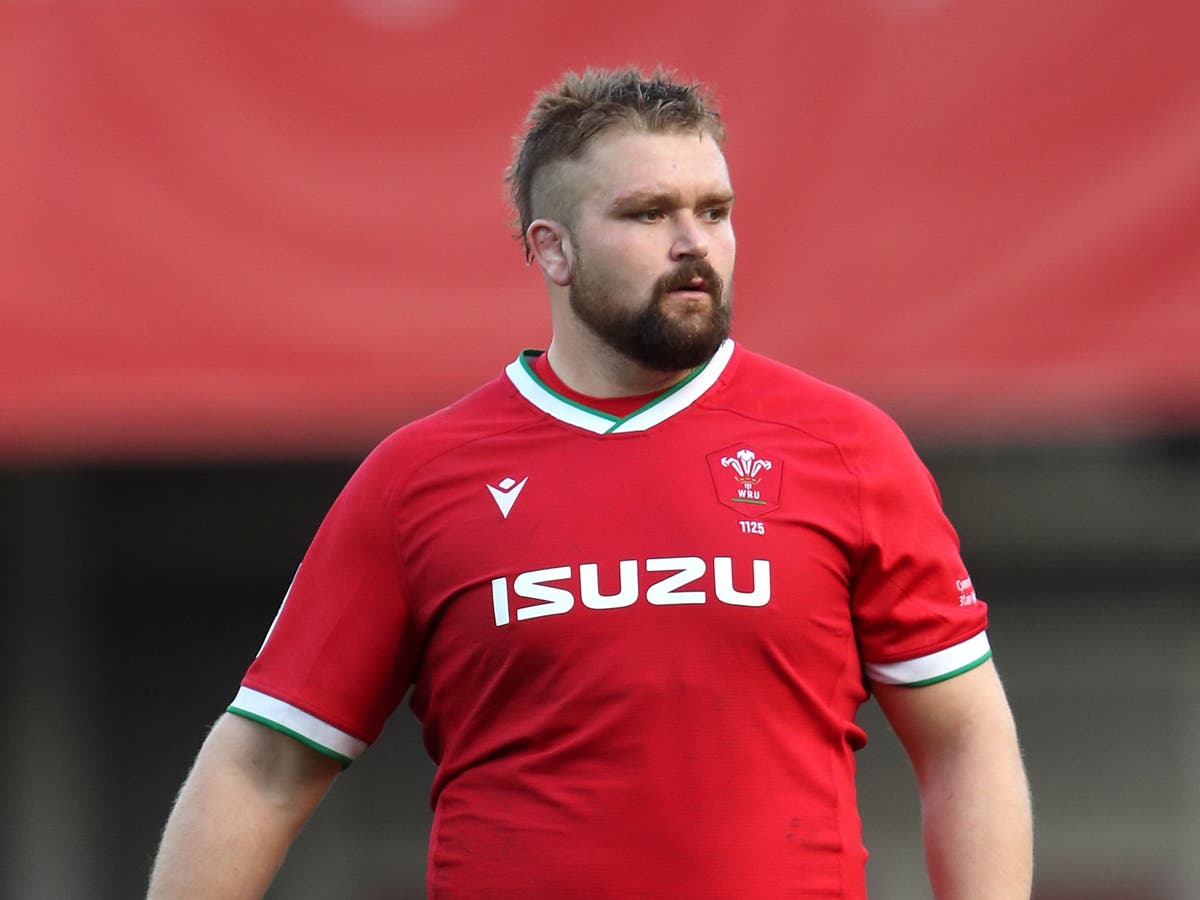 Wales insist Tomas Francis available to face France after head injury ...