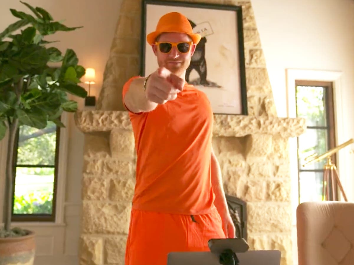 Prince Harry wears all-orange outfit to celebrate Invictus Games lead ...