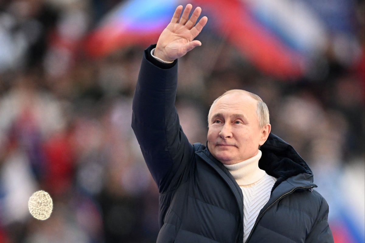 Putin has cancer doctor and bathes in deer antler extract, report ...