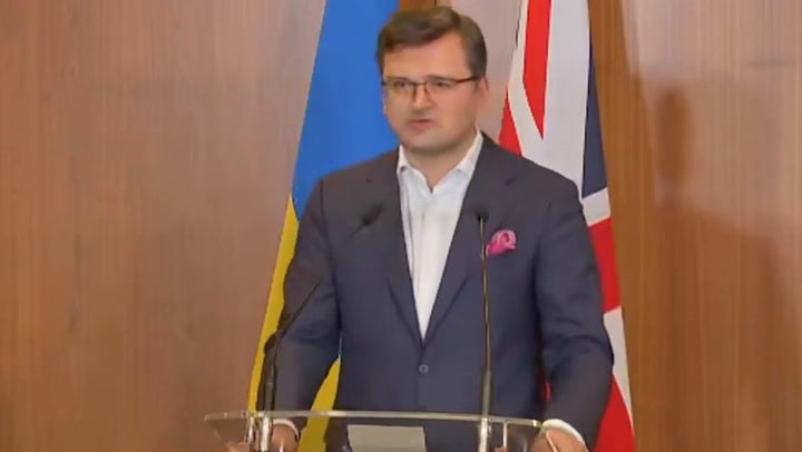 Ukraine minister invites Russia ‘war machine’ supporters to Bucha ...