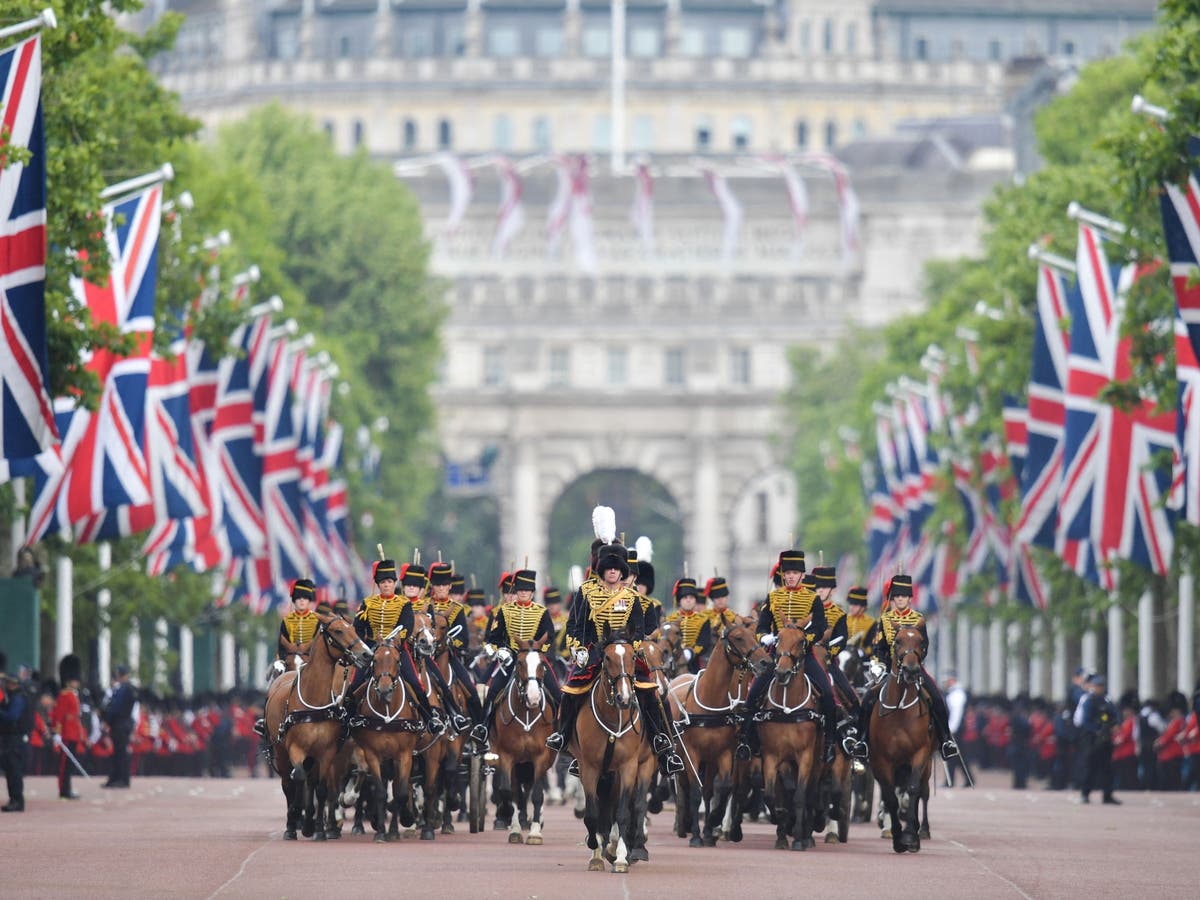 Jubilee event today live: Platinum Party at the Palace begins with ...