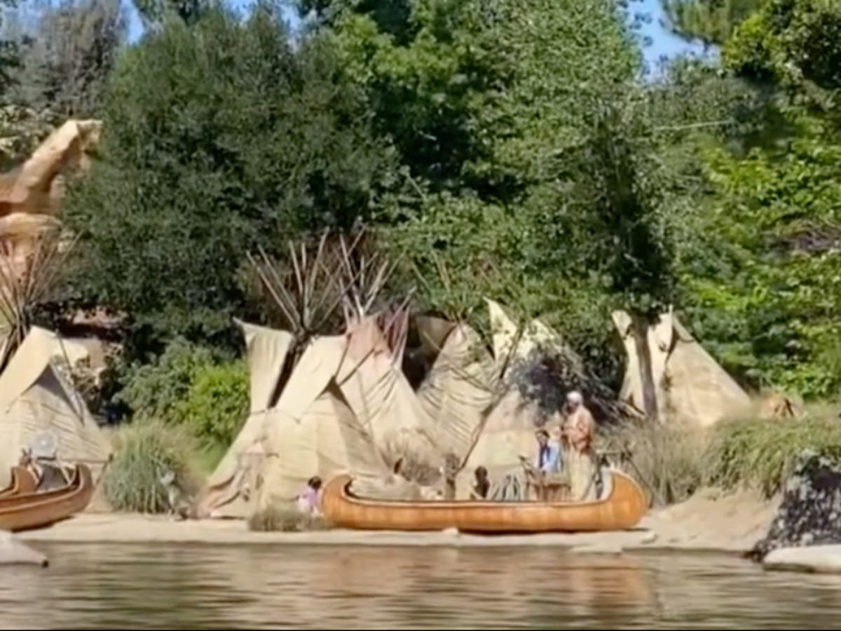 Native American man calls out Disney for teepee theme park display ...