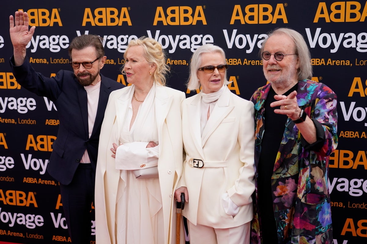 Stars and royalty watch ABBA's return in digital stage show | The ...