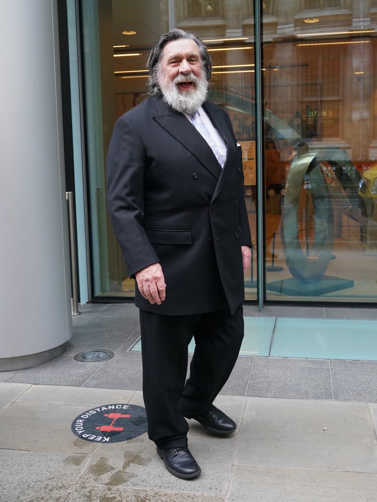 Actor Ricky Tomlinson wins right to continue legal battle over hacking ...