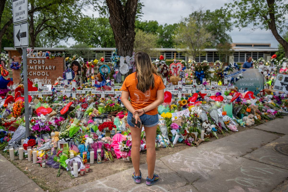 Texas shooting latest: Governor Abbott issues disaster declaration for ...