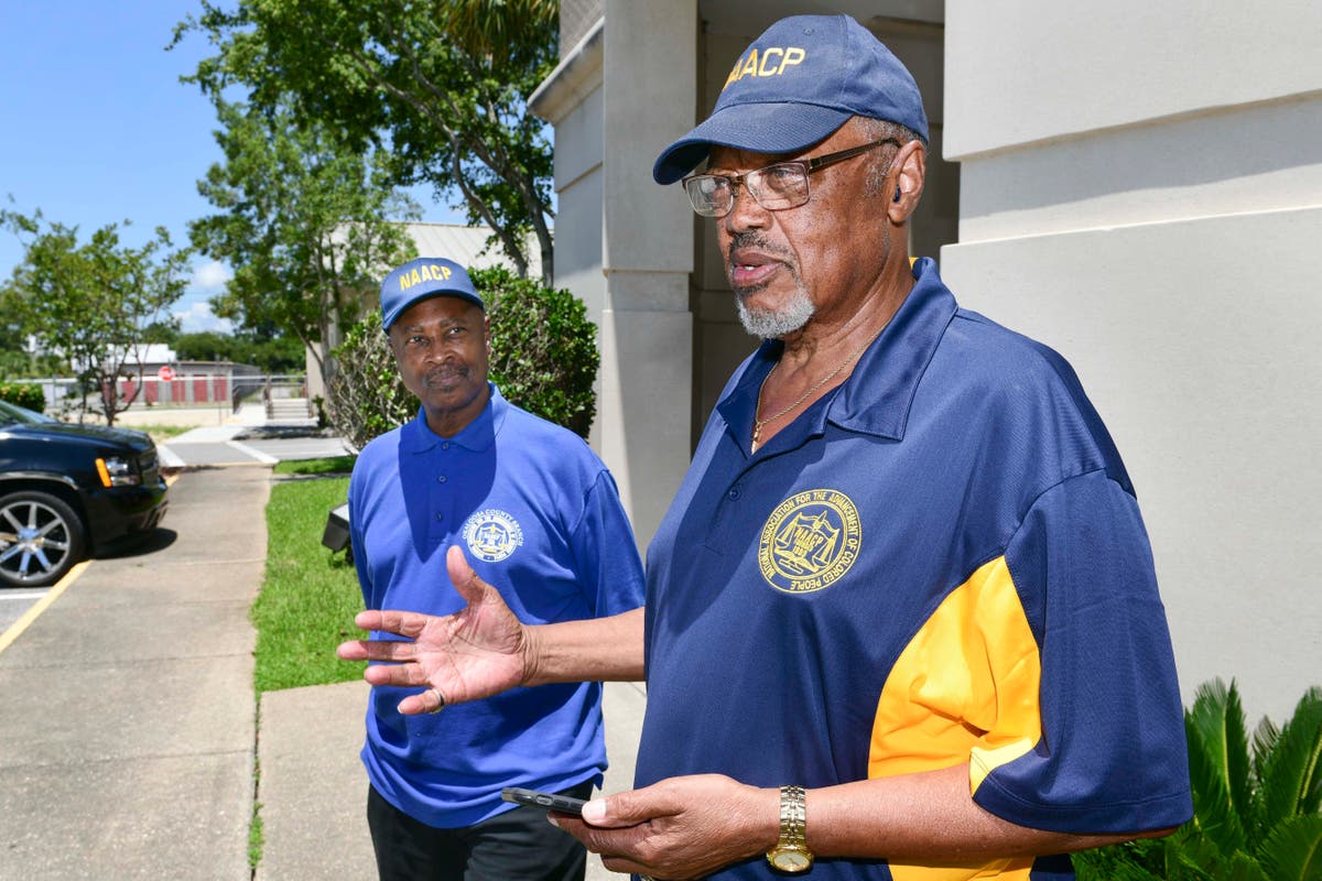 3 Fla. officers face manslaughter charge in stun gun death | The ...