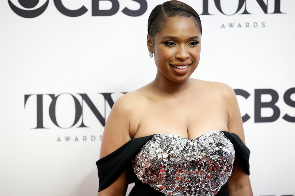 Tony Awards Jennifer Hudson Earns Egot Status After Award Win For A