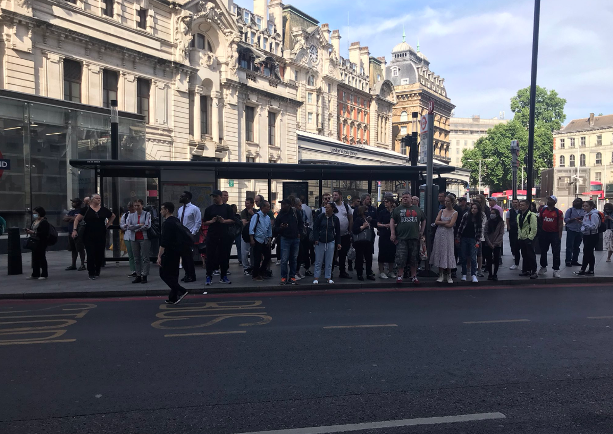 ‘I walked over an hour’: Commuter chaos in London as Britons struggle ...