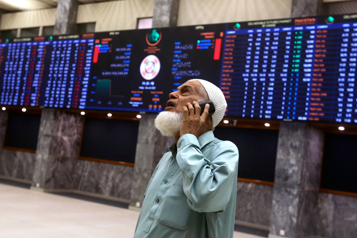 Pakistan stock market plunges on new govt tax on industries | The ...
