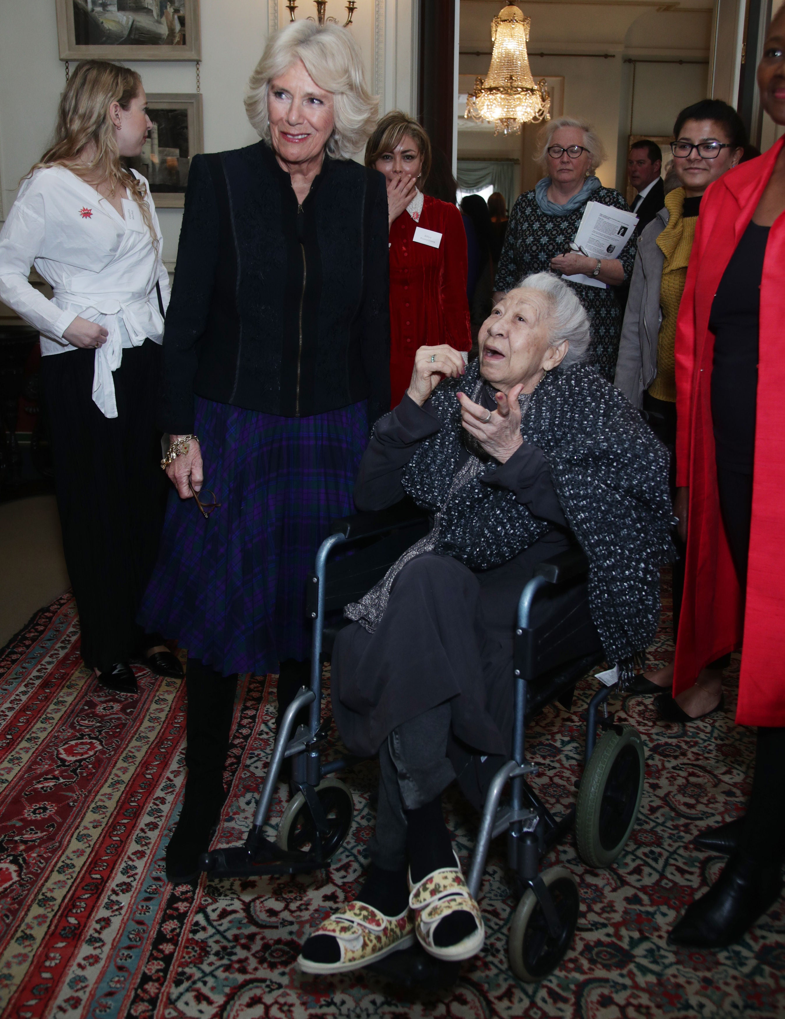 Memorial service to honour actress Mona Hammond announced | The Independent