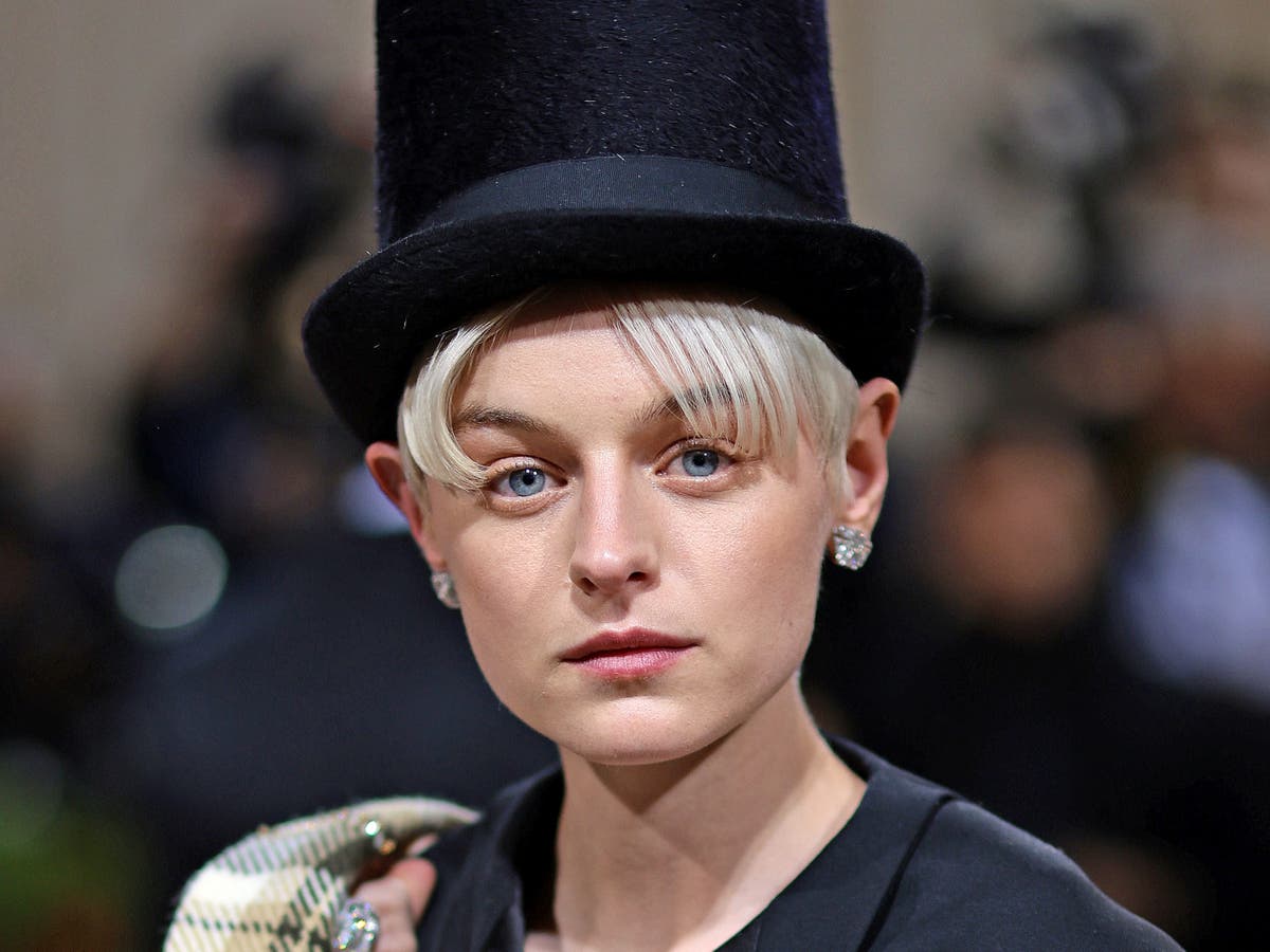 The Crown alum Emma Corrin to star in Virginia Woolf’s Orlando in the ...