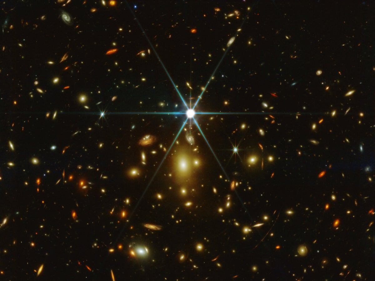 Best Famous Hubble Telescope