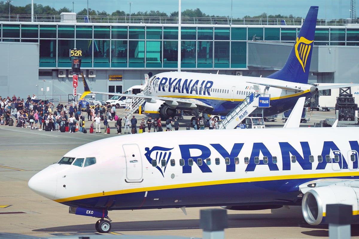 Ryanair tells pilots ‘don’t wait for late passengers’ as strike delays ...