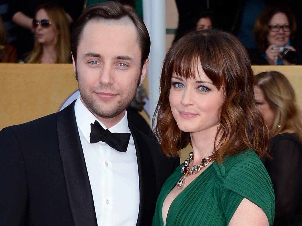 Alexis Bledel’s husband files for divorce after eight years of marriage ...
