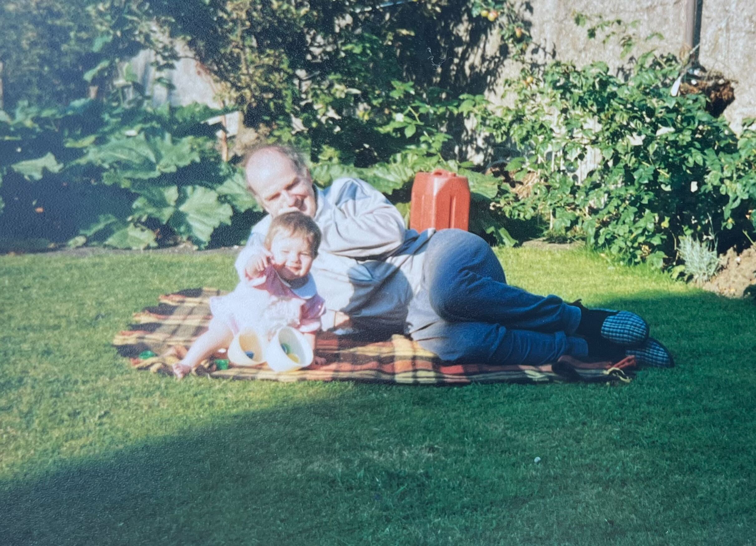 Symptoms of lung cancer in men: How do you go on living when someone ...