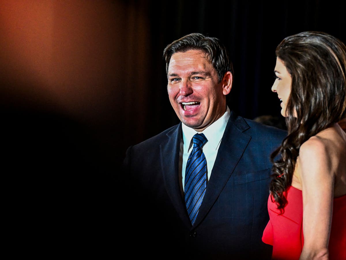 Former Navy pilot brands Ron DeSantis ‘Top Gun’ advert ‘pathetic’ | The ...