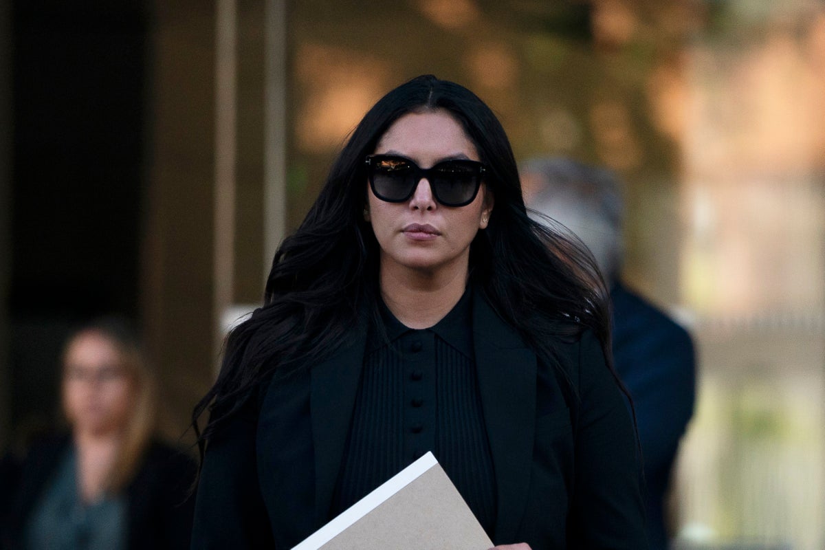 La County Should Pay Kobe Bryants Widow Vanessa 16m Over Crash Images