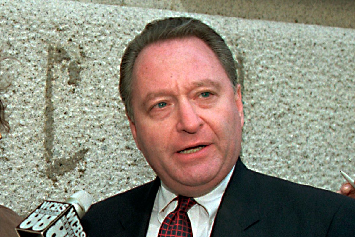 Police believe person found dead was swindler Hoffenberg | The Independent