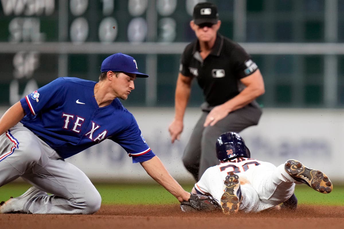 Rangers vencen 4-3 a Astros gracias a mal lanzamiento | Independent Español