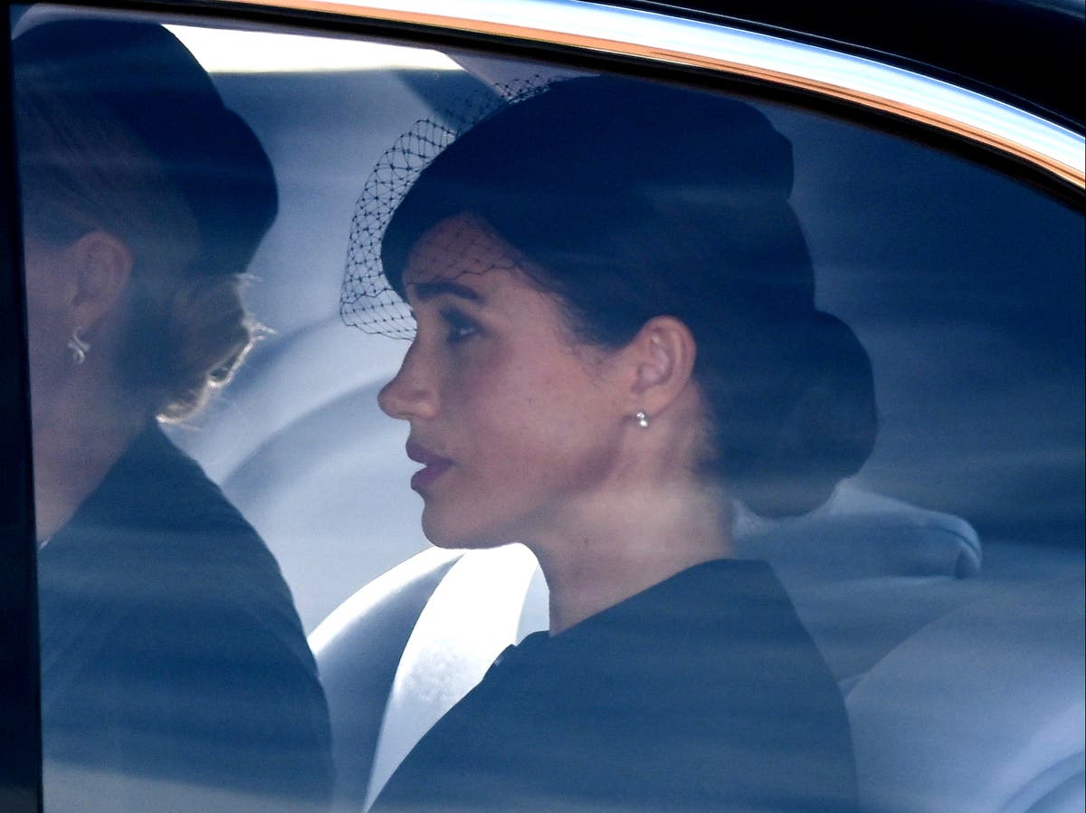 Kate y Meghan se vuelven a enocntrar en Westminster Hall para velar a ...