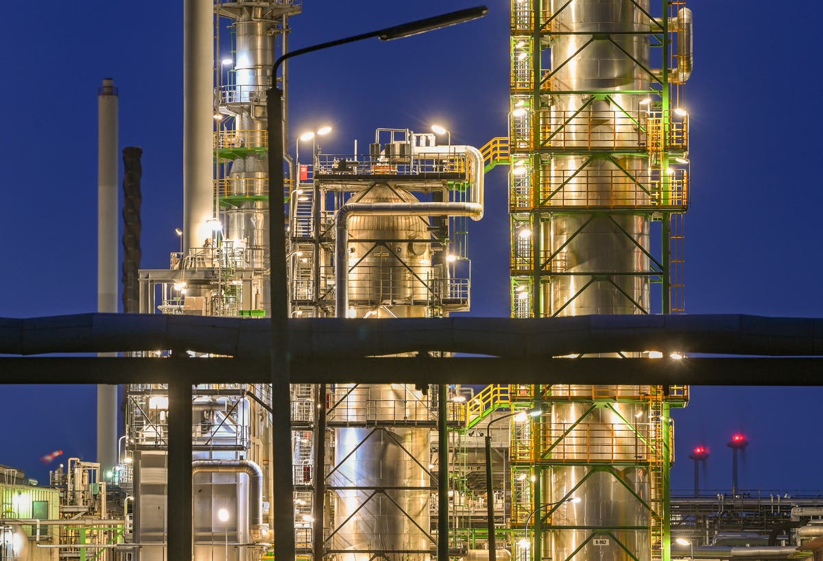 Germany takes control of 3 Russian-owned oil refineries | The Independent