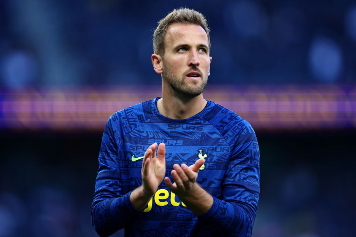 England captain Harry Kane praises the Queen as ‘great role model ...