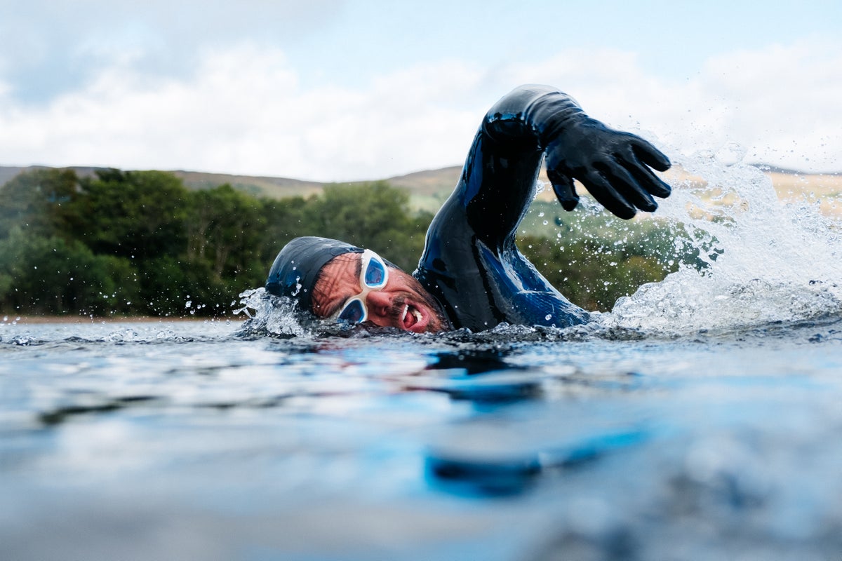 Endurance swimmer breaks record for longest ever open swim in Loch Ness ...