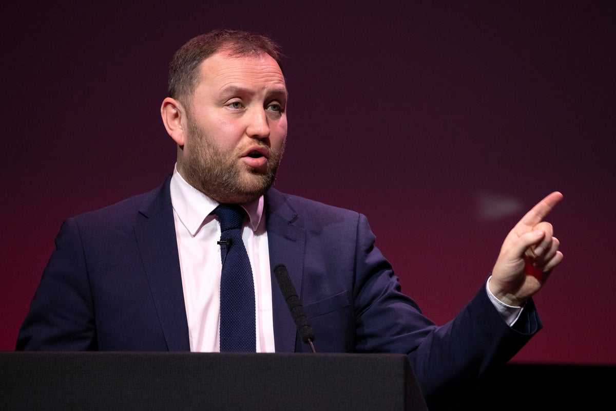 Labour will never make a deal with the SNP to secure power, says Ian ...