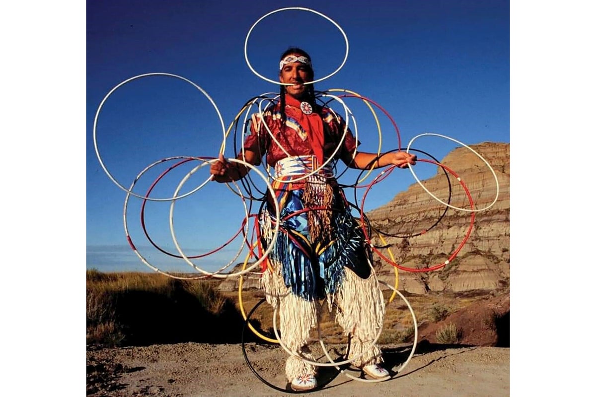Kevin Locke death: Acclaimed Native American flute player and hoop ...