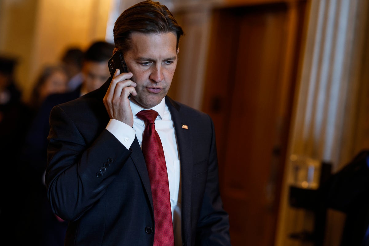 Ben Sasse, one of seven Republicans who voted to convict Trump, to ...